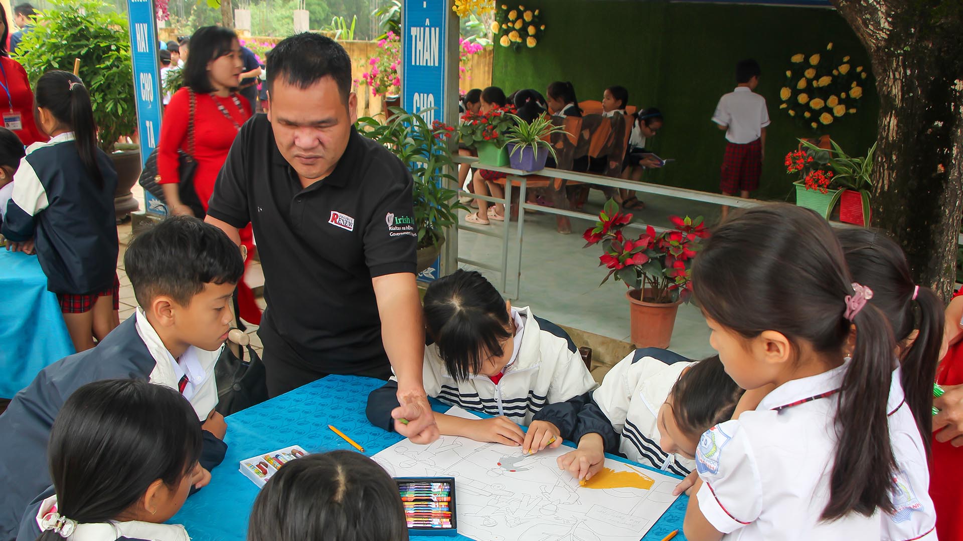 Hồ Văn Lai: From Bomb Survivor to Powerful Storyteller – RENEW